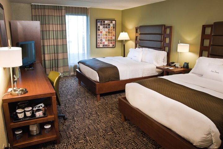 DoubleTree by Hilton Collinsville St. Louis Collinsville | Bookonline.com