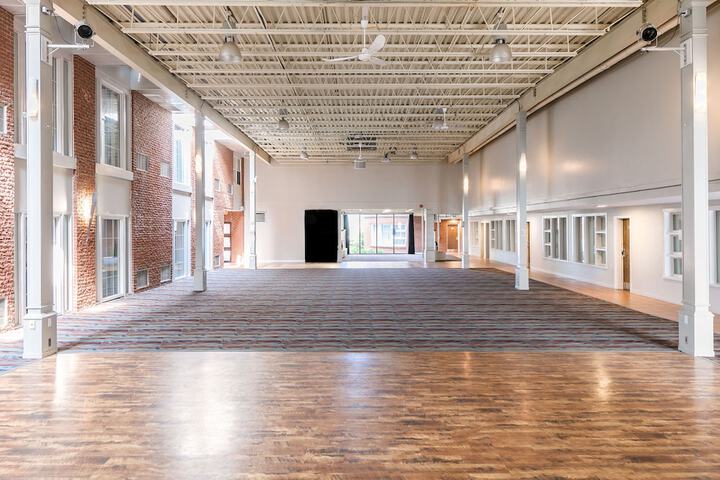 Rodd Royalty Charlottetown | Bookonline.com