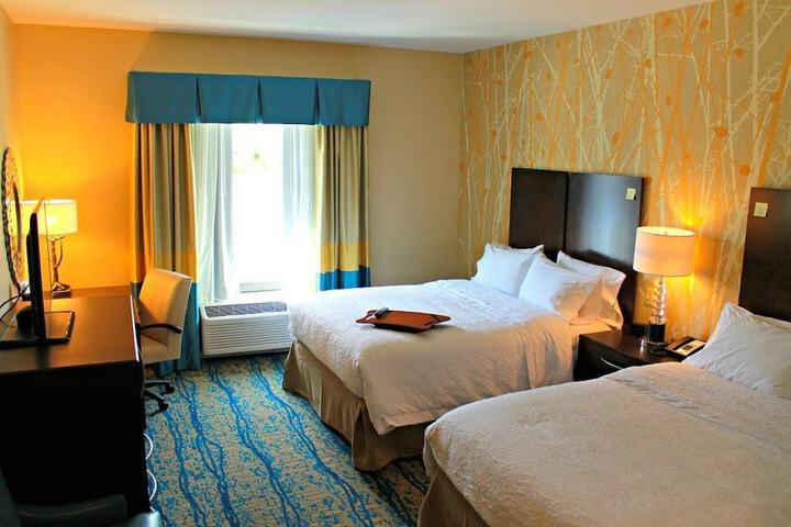 Hampton Inn & Suites Stroudsburg Pocono Mountains Stroudsburg ...