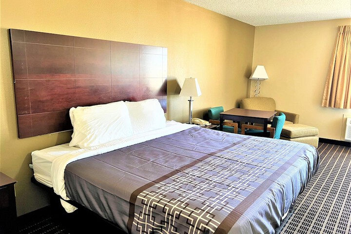 Designer Inn & Suites Toledo | Bookonline.com