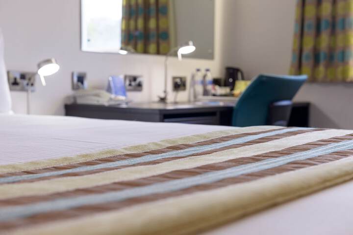 Cranfield Management Development Centre Bedford | Bookonline.com