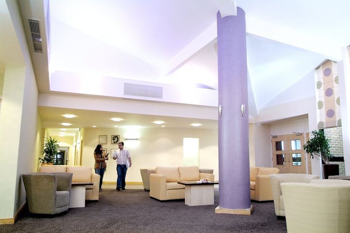 Cranfield Management Development Centre Bedford | Bookonline.com