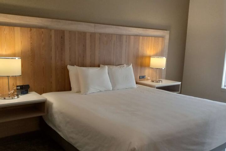 Radisson Hotel Pendleton Airport Pendleton | Bookonline.com
