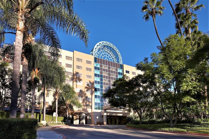 Sheraton Fairplex Hotel & Conference Center Pomona | Bookonline.com