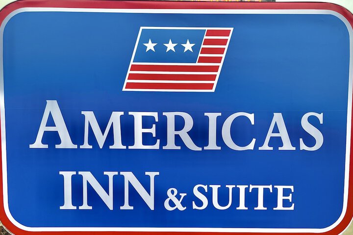 Americas Inn&Suite Shoreline | Bookonline.com