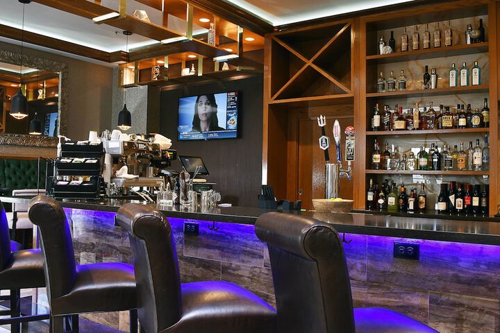 Delta Hotels by Marriott Indianapolis East Indianapolis | Bookonline.com