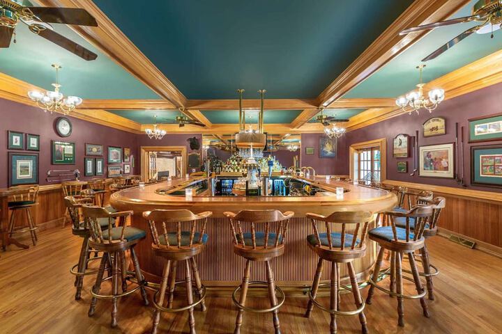 Four Seasons Island Resort Pembine | Bookonline.com