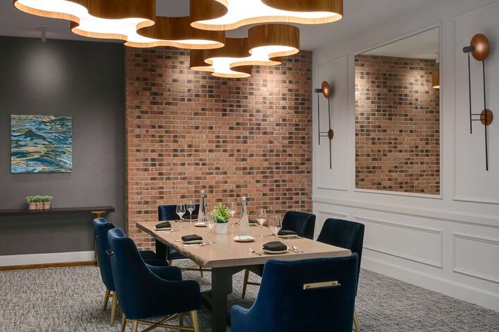 DoubleTree by Hilton Canton Downtown Canton | Bookonline.com