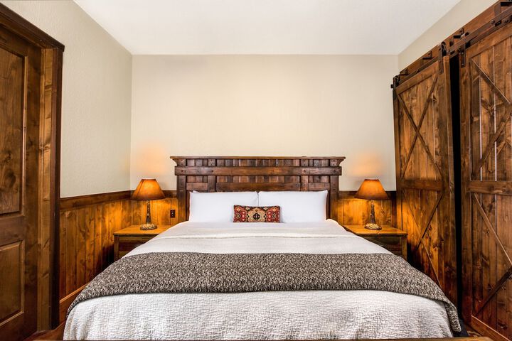 Big Cypress Lodge Memphis | Bookonline.com