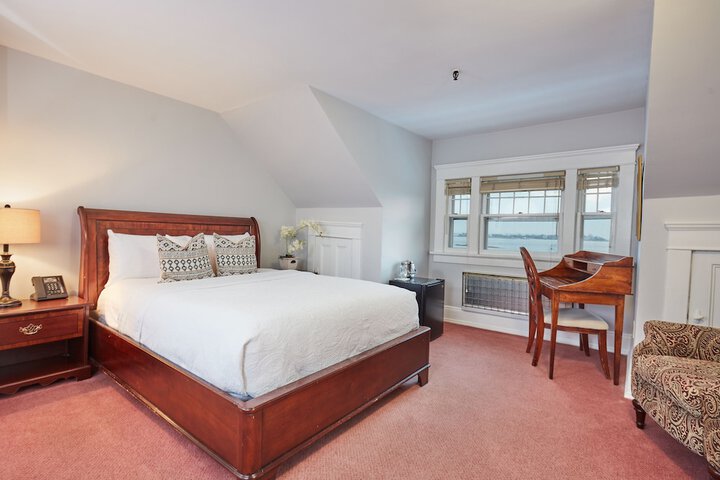 Inn at Longshore Westport | Bookonline.com