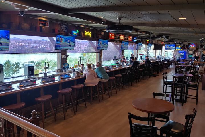 The New Pioneer Laughlin | Bookonline.com