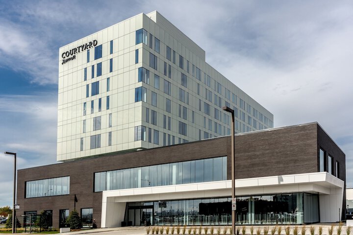 Courtyard by Marriott Quebec City Québec City | Bookonline.com