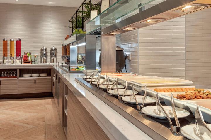 Hilton London Angel Islington London | Bookonline.com