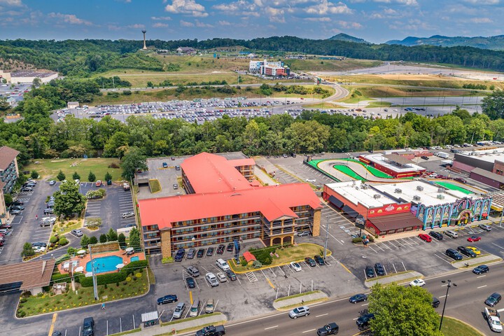 Americana Inn a Travelodge by Wyndham Pigeon Forge | Bookonline.com
