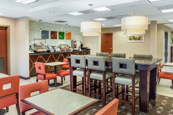 Comfort Inn Near Quantico Main Gate North Dumfries | Bookonline.com