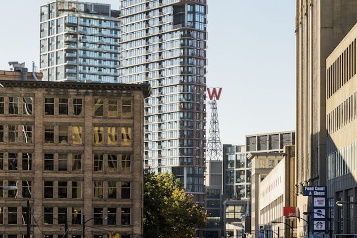 Delta Hotels by Marriott Vancouver Downtown Suites Vancouver ...