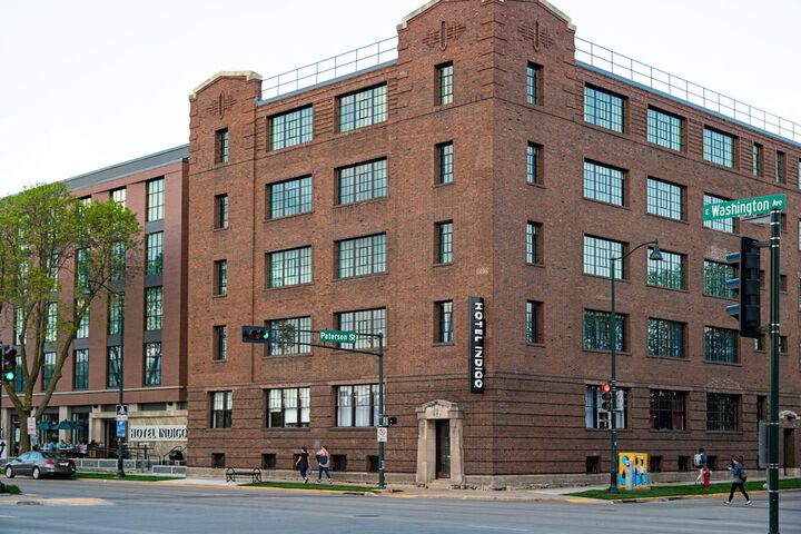 Hotel Indigo Madison Downtown an IHG Hotel Madison | Bookonline.com