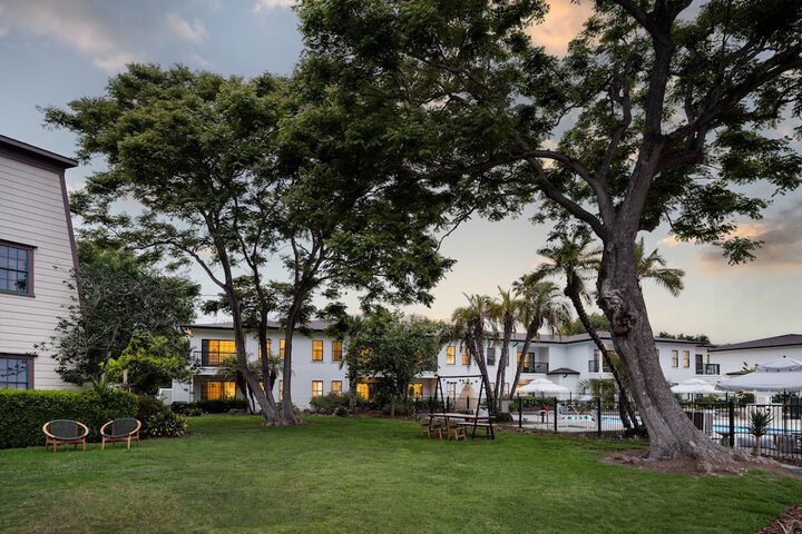 The Steward Santa Barbara a Tribute Portfolio Hotel Santa Barbara ...