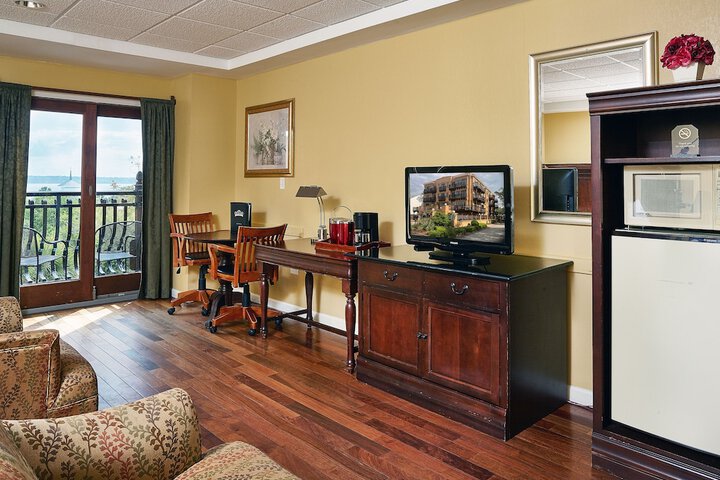 Ocean Inn&Suites St. Simons Island | Bookonline.com