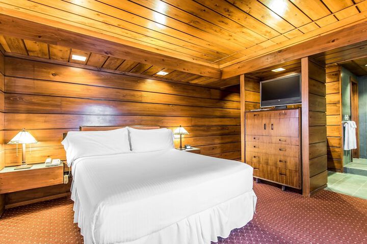 Inn at the Mill Ascend Hotel Collection Springdale | Bookonline.com
