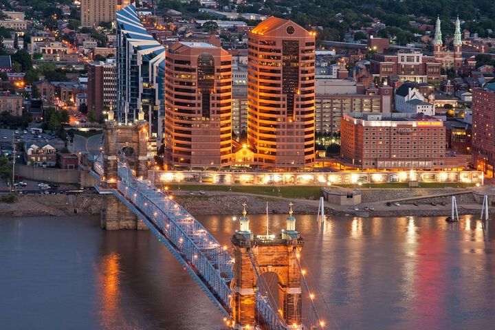 Embassy Suites by Hilton Cincinnati RiverCenter Covington | Bookonline.com