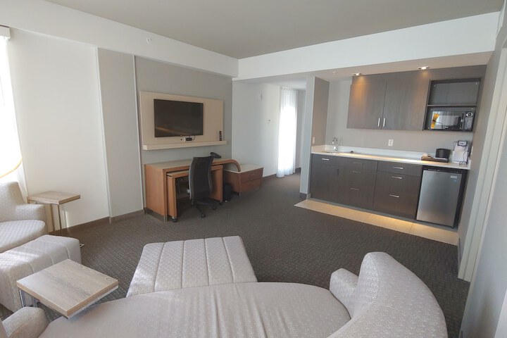 Courtyard by Marriott Quebec City Québec City | Bookonline.com