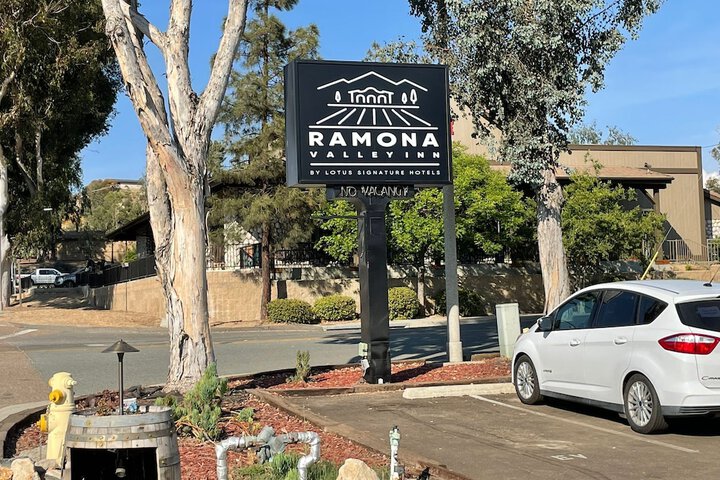 Top Rated Hotels in Ramona CA