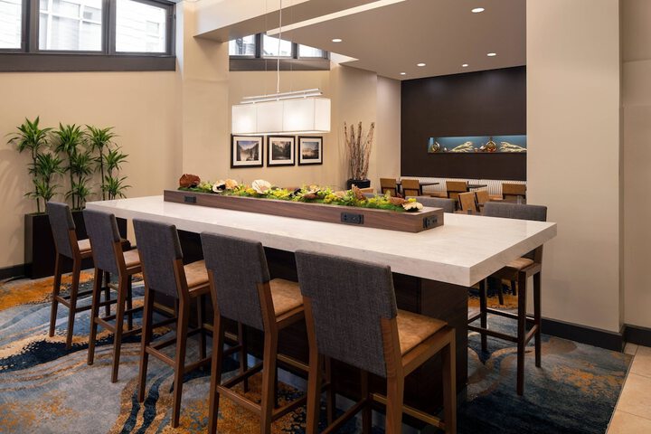 Courtyard Seattle Downtown Pioneer Square Seattle | Bookonline.com