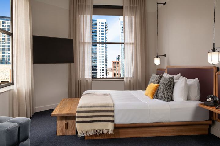 Emery Autograph Collection Hotel Minneapolis | Bookonline.com