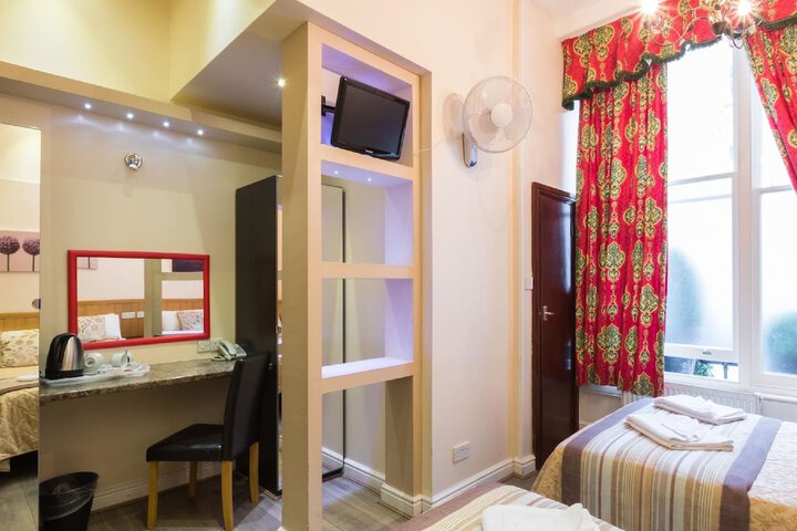 Notting Hill Gate Hotel London | Bookonline.com