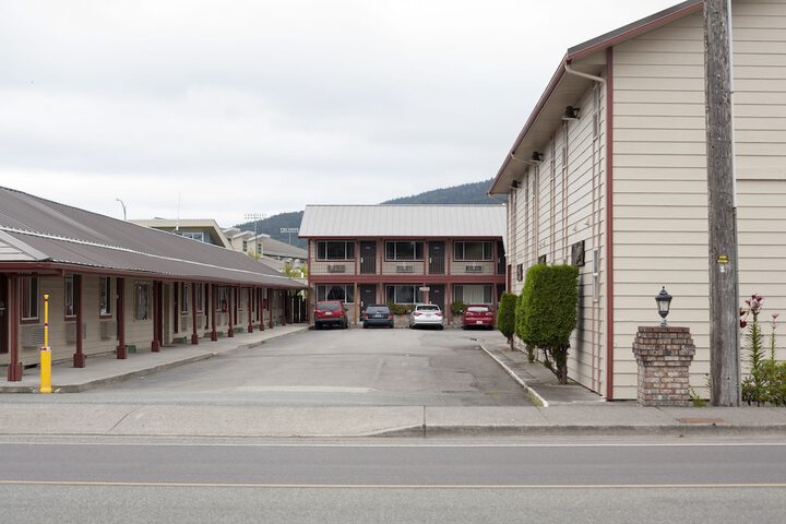 The Forks Motel Forks | Bookonline.com