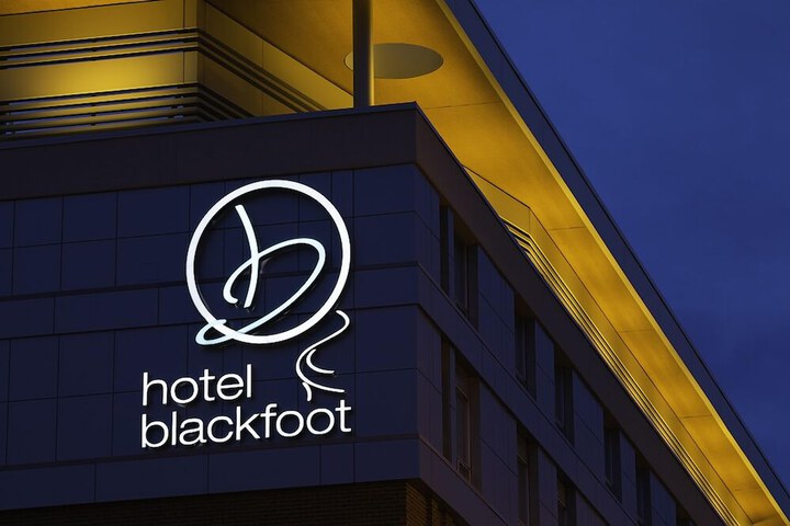 Hotel Blackfoot Calgary | Bookonline.com
