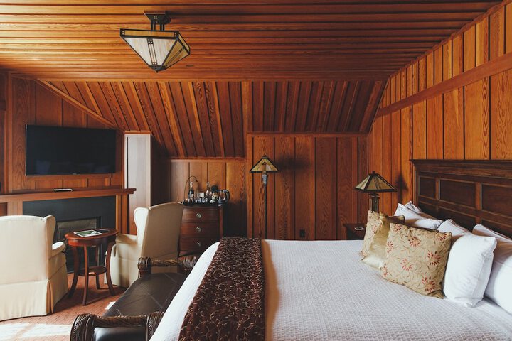 Noyo Harbor Inn Restaurant&Tavern Fort Bragg | Bookonline.com