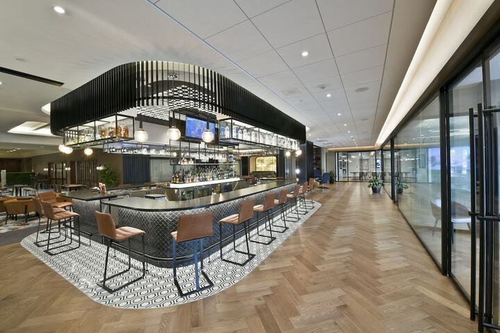 Sheraton Laval Hotel Laval | Bookonline.com