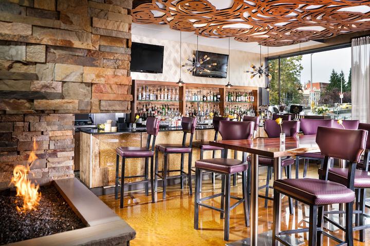 Staypineapple Hotel Rose Downtown Portland Portland | Bookonline.com