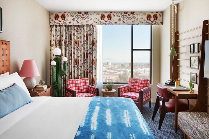 Graduate Tucson Tucson | Bookonline.com