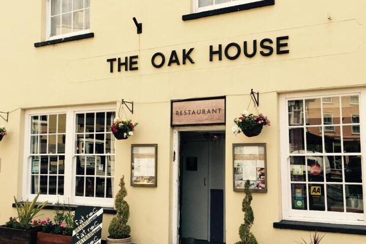 The Oak House Hotel Bridgwater | Bookonline.com