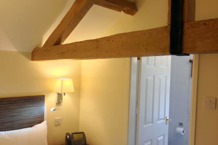 Ely House Hotel Wolverhampton | Bookonline.com