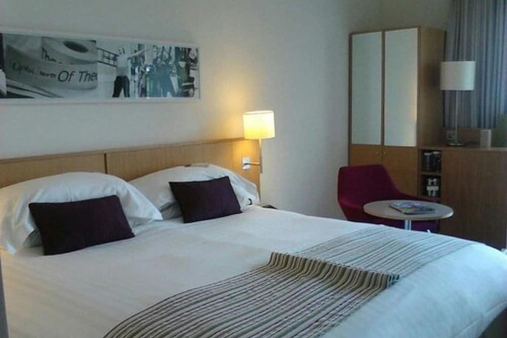 DoubleTree by Hilton Hotel Leeds City Centre Leeds | Bookonline.com