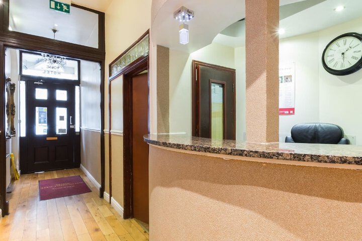 Notting Hill Gate Hotel London | Bookonline.com