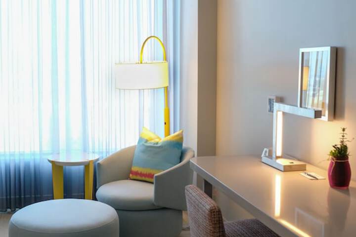 The Viv Hotel Anaheim a Tribute Portfolio Hotel Anaheim | Bookonline.com