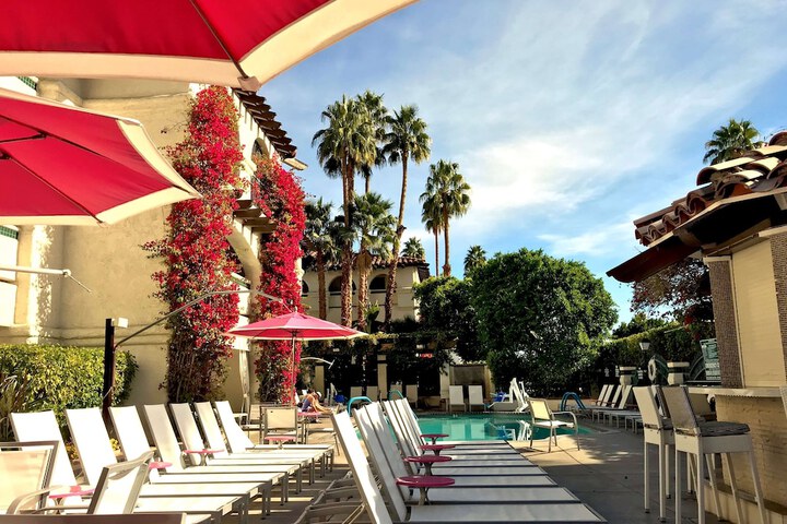 Best Western Plus Las Brisas Hotel Palm Springs | Bookonline.com