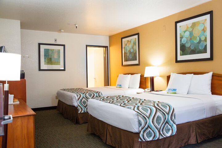 Days Inn by Wyndham Encinitas Moonlight Beach Encinitas | Bookonline.com