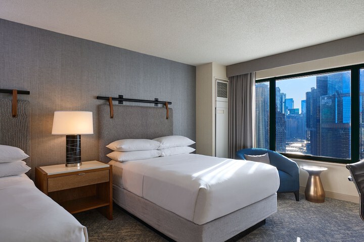 Sheraton Grand Chicago Riverwalk Chicago | Bookonline.com