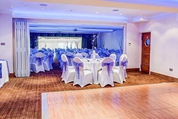 The Boleyn Hotel Staines | Bookonline.com