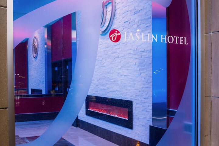 Jaslin Hotel Chicago | Bookonline.com