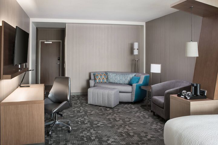 Courtyard by Marriott Pullman Pullman | Bookonline.com