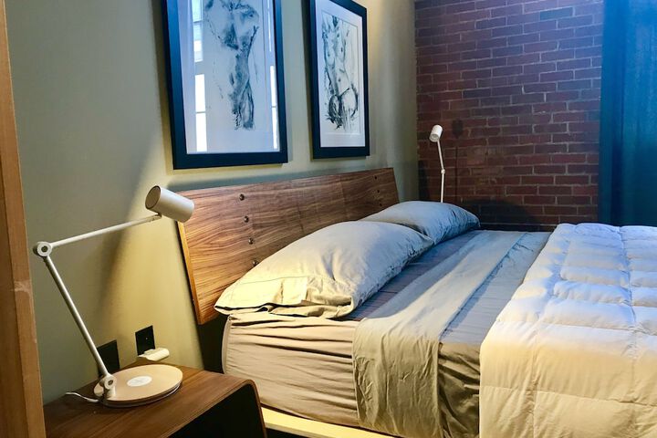 The Hangar Lofts Hotel Columbia | Bookonline.com