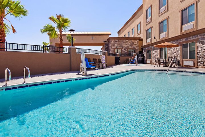 Best Western Plus New Barstow Inn & Suites Barstow | Bookonline.com