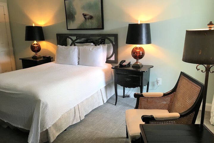 Carriage House Inn Aiken | Bookonline.com